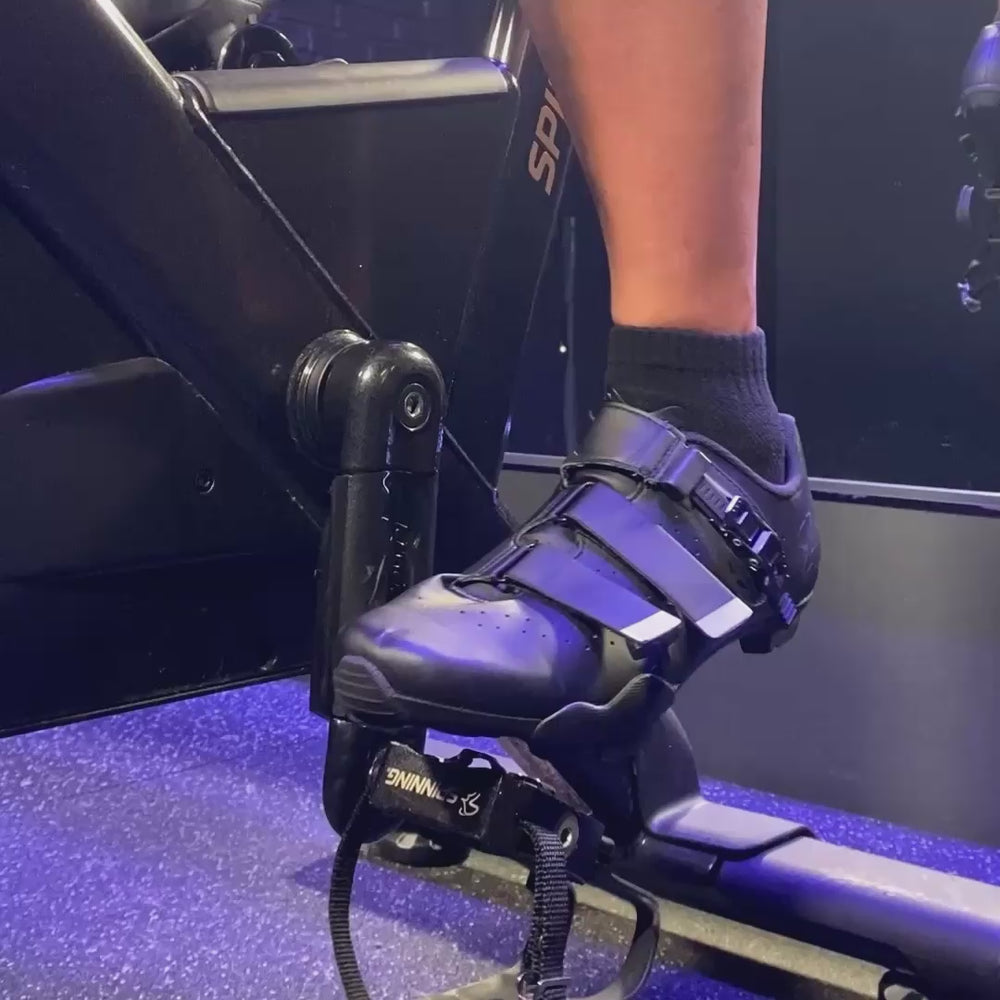 SPIN® Pro Indoor Cycling Shoes with SPD®-compatible cleats | Spinning®